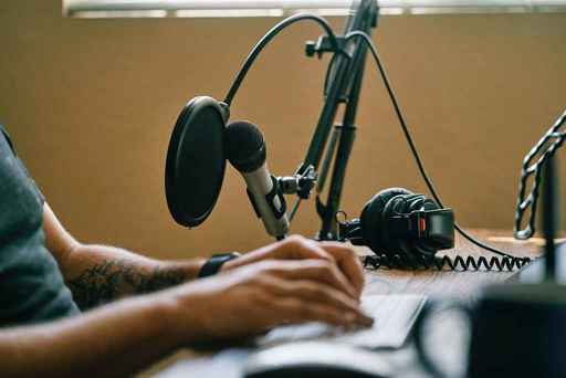 How to Record Your Own High-Quality Audiobook in 6 Steps